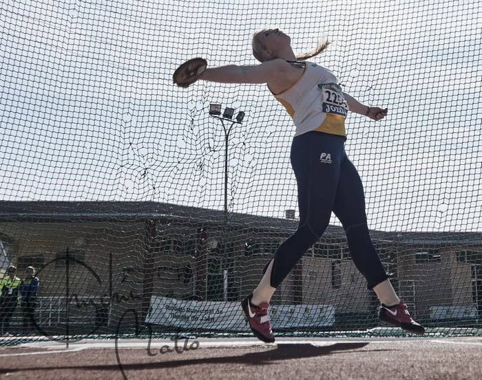 June Kintana, diskoa jaurtitzen onena - Iruñerria - euskalerriairratia.eus